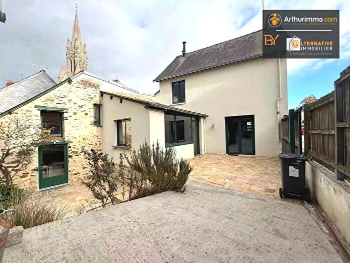 Maison à vendre - Vitré, Centre-ville - 7 pièces - 5 chambres