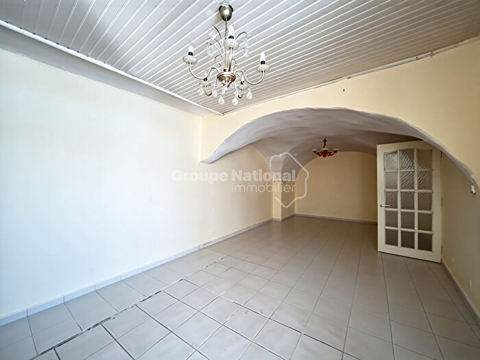 Maison à vendre - Montfrin - 6 pièces - 4 chambres