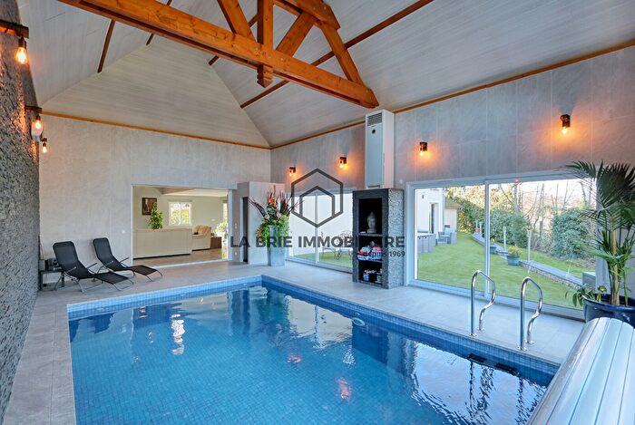 Villecresnes - Maison 7 pièces à vendre