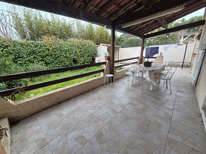 Maison à vendre - Les Pennes-Mirabeau - 4 pièces - 3 chambres