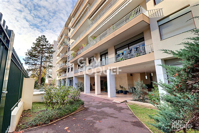 Appartement à vendre - Rueil-Malmaison, Plaine Gare - 3 pièces - 1 chambre