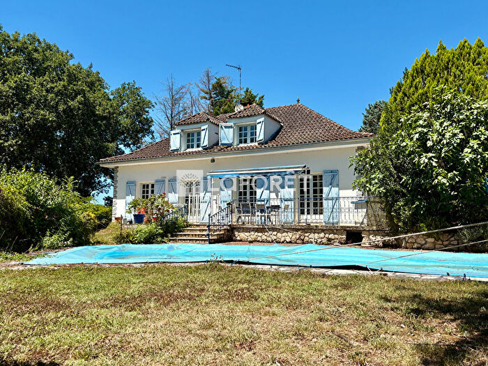 Maison à vendre - Nérac - 7 pièces - 4 chambres