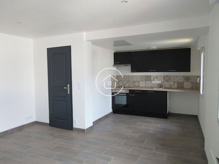 Gerard Yvon, Vendôme : Appartement 2 pièces à louer