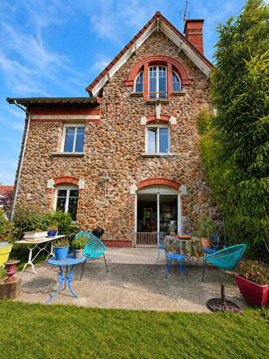 Guignicourt : Maison 9 pièces à vendre