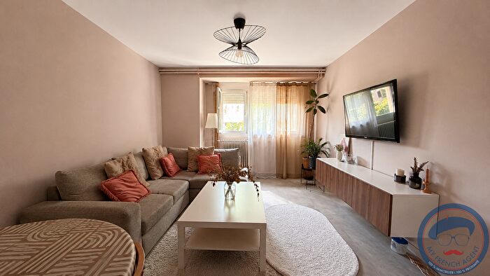 Joué-lès-Tours, Centre-ville : Appartement 3 pièces à vendre