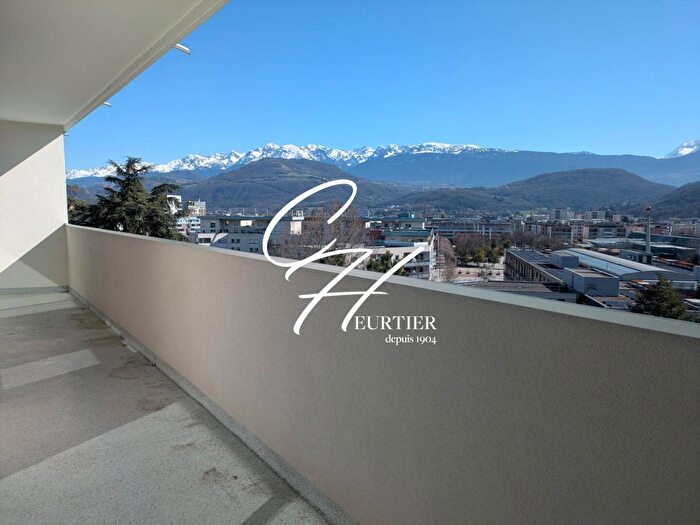 Appartement à louer - Centre, Échirolles - 2 pièces - 1 chambre