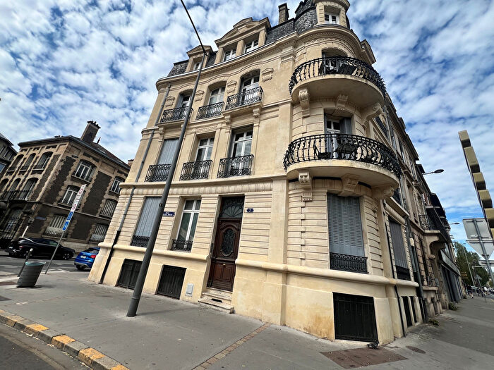 Reims, Centre-ville - Appartement 1 pièce à vendre