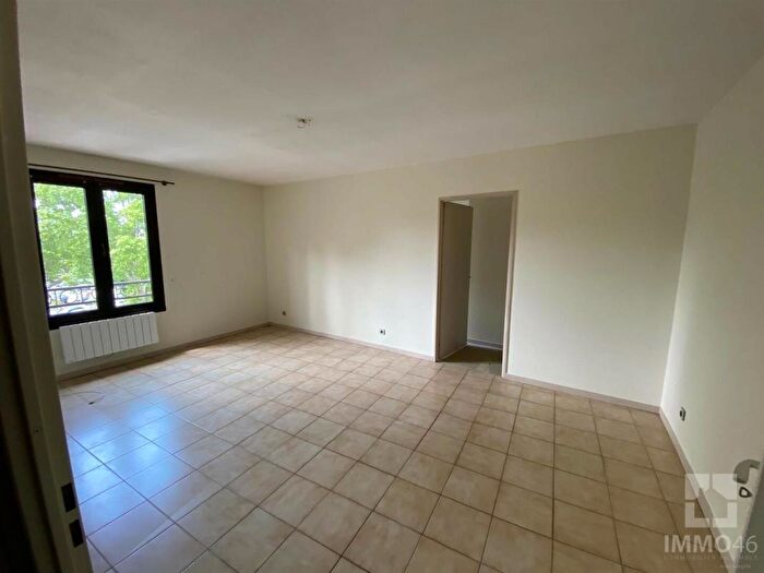 Appartement à louer - Cahors, Centre-ville - 2 pièces - 1 chambre