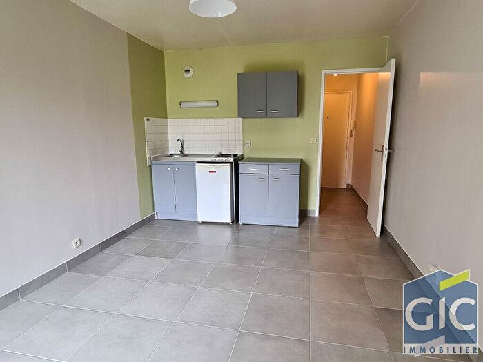 Appartement à louer - La Verte Vallée, Caen - 1 pièce