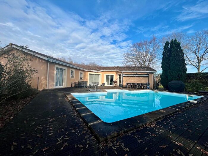 Maison à vendre - Preignac - 4 pièces - 3 chambres