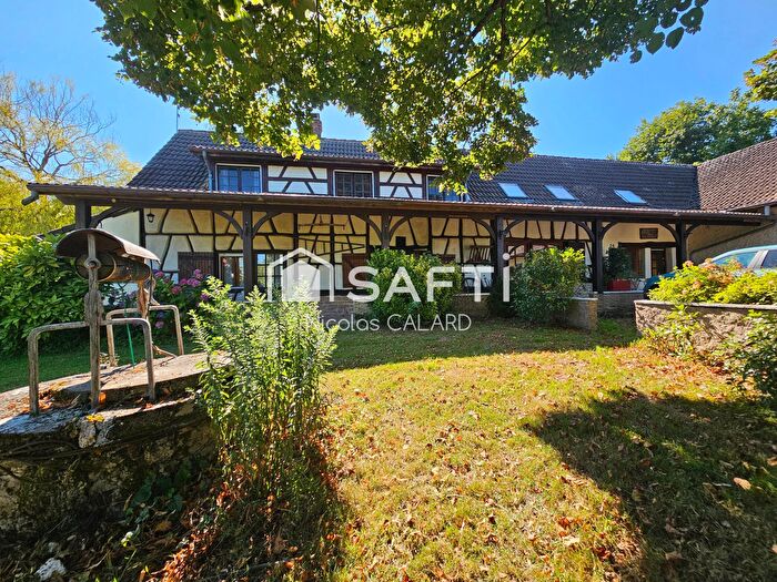 Maison à vendre - LAbergement-Sainte-Colombe - 8 pièces - 4 chambres