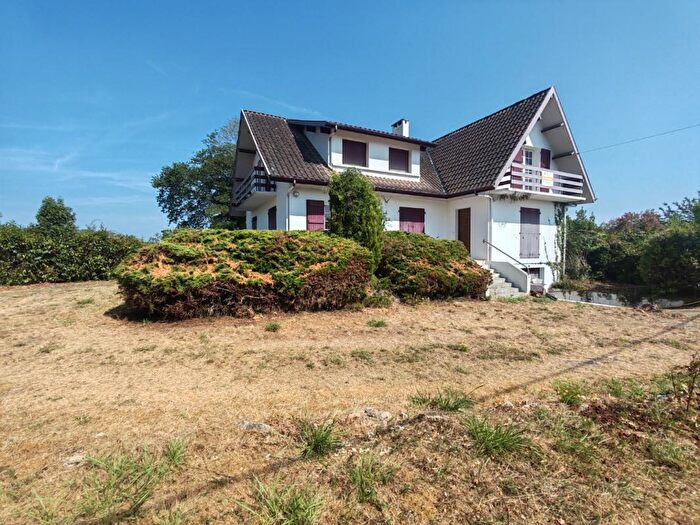 Tercis-les-Bains : Maison 8 pièces à vendre