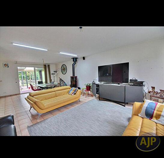 Maison à vendre - Saintes, La Gare, Sébastien de Brouard, La Fenêtre - 7 pièces - 5 chambres