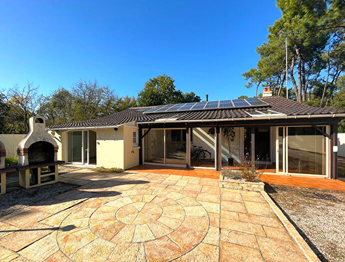 Maison à vendre - Saint-Jean-de-Monts, Route des Sables, Beaulieu, Forêt Domaniale Pays de Monts - 4 pièces - 3 chambres