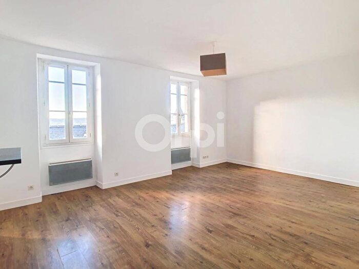 Appartement à louer - Urbain, Terrasson-Lavilledieu - 3 pièces - 2 chambres