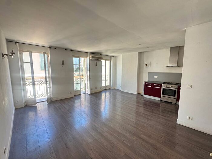 Appartement à louer - Nice - 2 pièces - 1 chambre