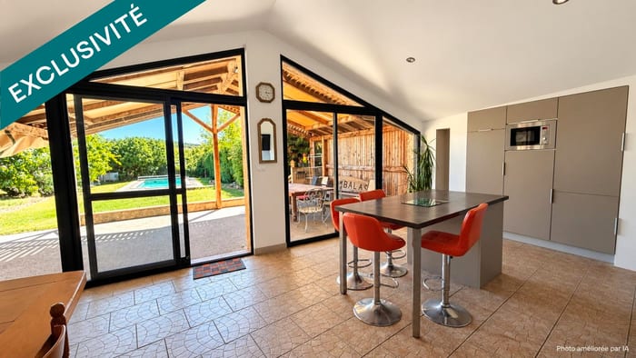 Maison 6 pièces à vendre à Coussa