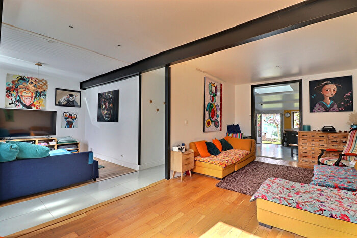 Maison à vendre - Talence, Saint-Genès, La Médoquine, Haut-Brion - 5 pièces - 3 chambres