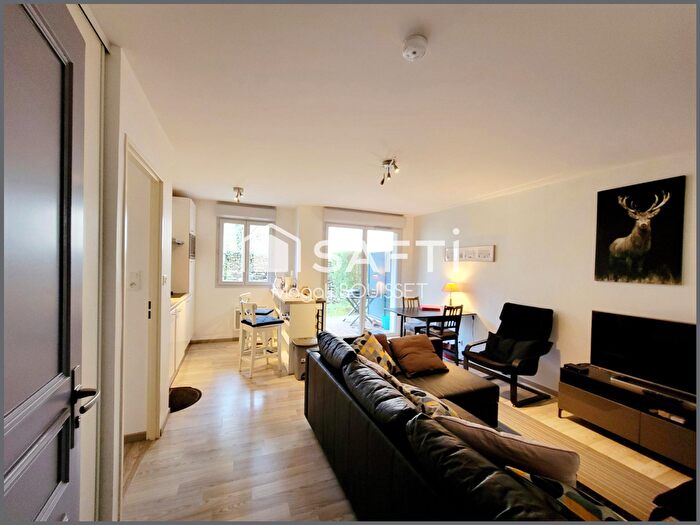 Appartement à vendre - Bagnères-de-Luchon - 2 pièces - 1 chambre