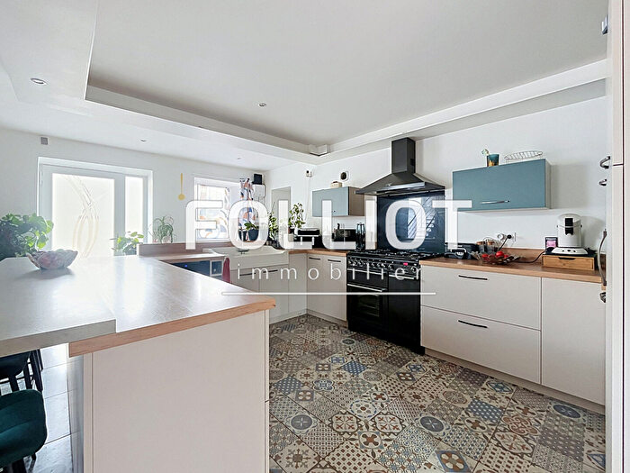 Maison 6 pièces à Louvigné-du-Désert, à vendre