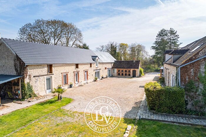 Larchant - Maison 10 pièces à vendre