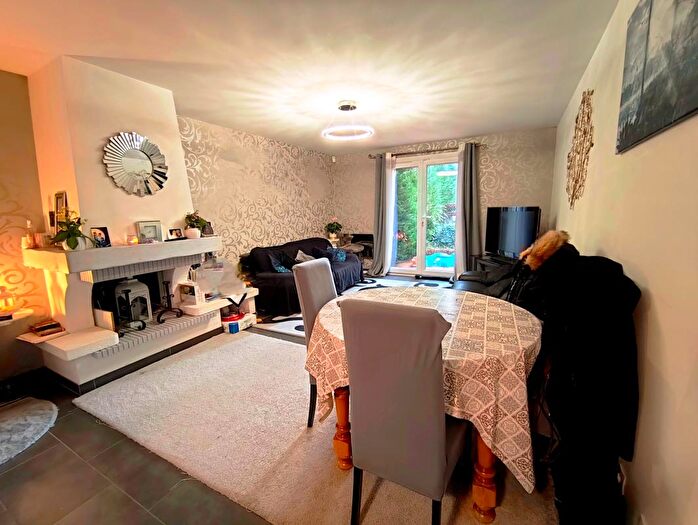 Maison à vendre - Aubergenville - 4 pièces - 3 chambres