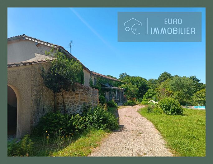 Maison 9 pièces à Damazan, à vendre