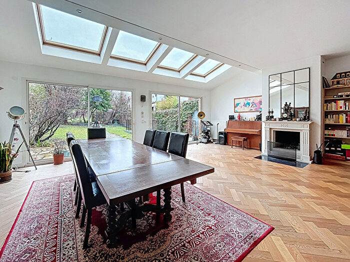 Maison 7 pièces à vendre à Suresnes, Liberté
