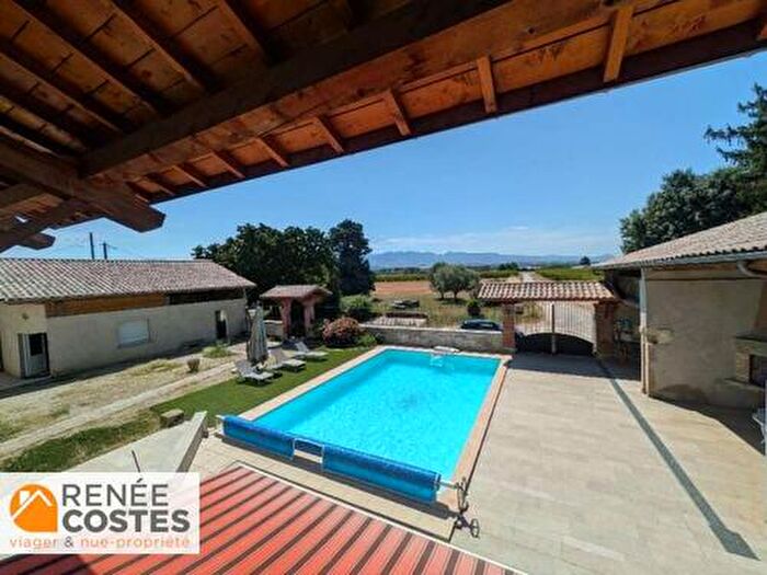 Maison 8 pièces à Génissieux, à vendre