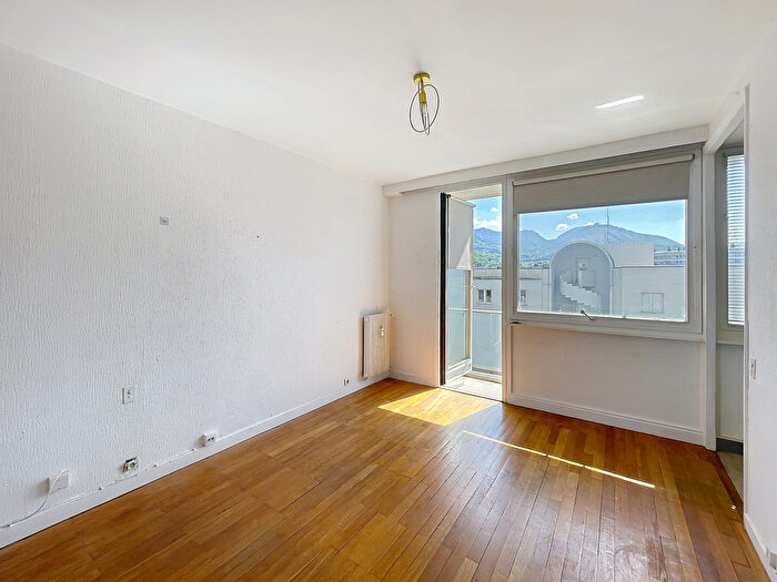 Appartement 1 pièce à Chambéry, Centre-ville, à vendre
