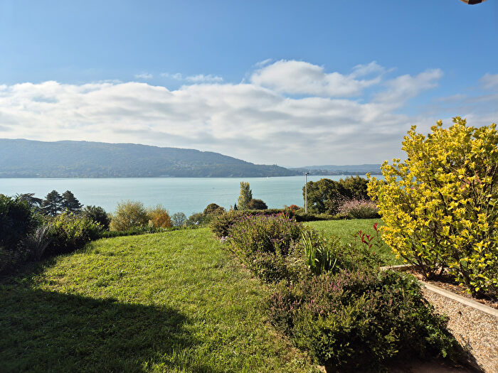 Appartement à vendre - Veyrier-du-Lac - 2 pièces - 1 chambre