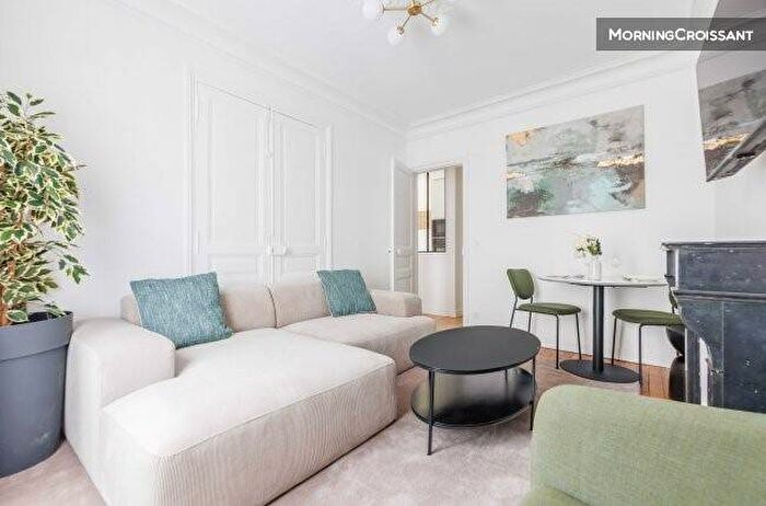 Appartement à louer - Goutte dOr-Château Rouge, Paris ème - 3 pièces - 2 chambres