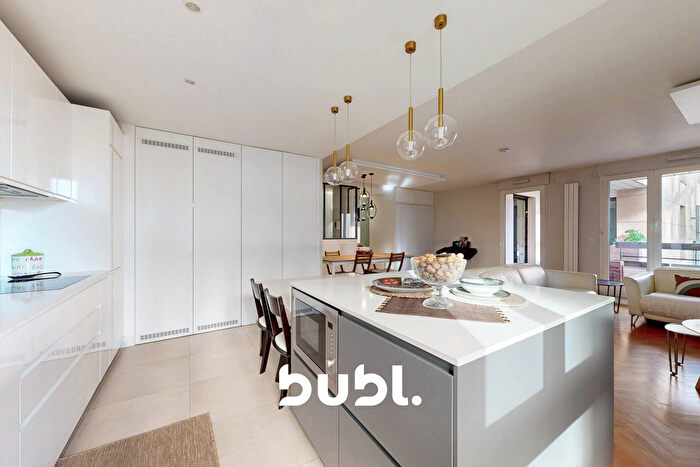 Appartement à vendre - Rueil-Malmaison, Plaine Gare - 5 pièces - 3 chambres