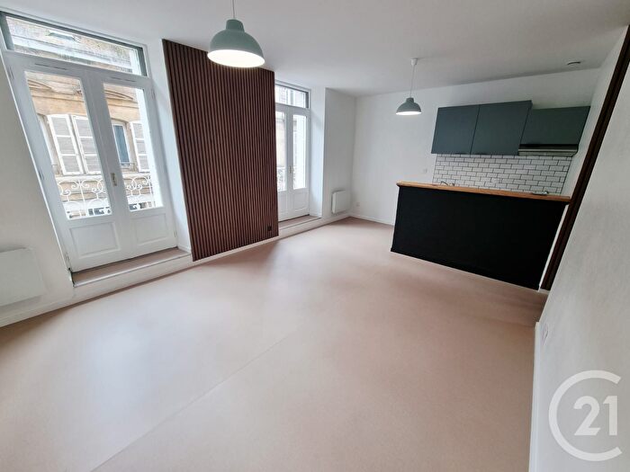 Appartement à louer - Gourdon - 2 pièces - 1 chambre