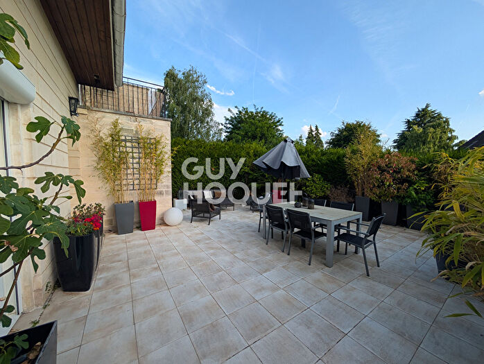 Bailly - Maison 7 pièces à vendre