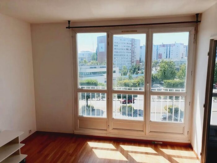 Appartement 1 pièce à Garges-lès-Gonesse, Barbusse, à louer