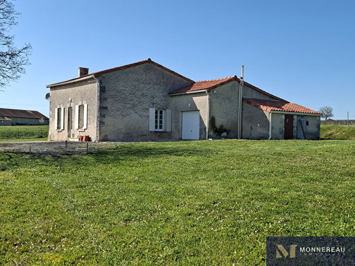 Maison 4 pièces à louer - Touzac