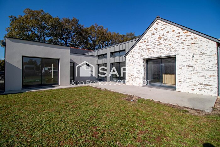 Maison 5 pièces à Grandchamp-des-Fontaines, Grandchamps-des-Fontaines, à vendre
