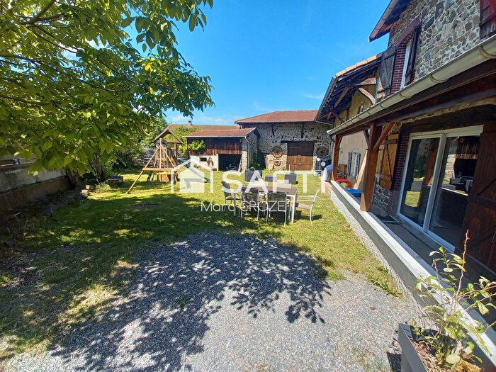Maison 9 pièces à Saint-Christophe, à vendre