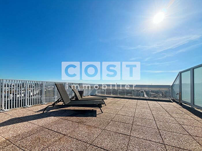 Appartement à vendre - Asnières-sur-Seine, Centre-ville - 5 pièces - 4 chambres