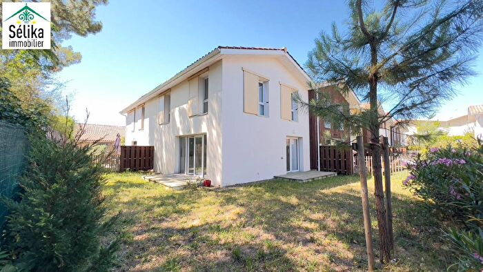 Appartement à vendre - La Teste-de-Buch, Centre-ville - 4 pièces - 3 chambres