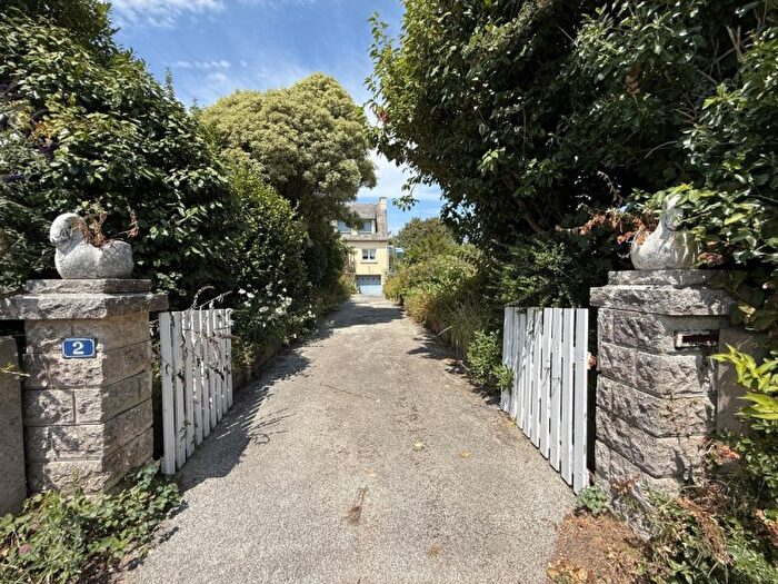 Maison 6 pièces à vendre - Plogoff