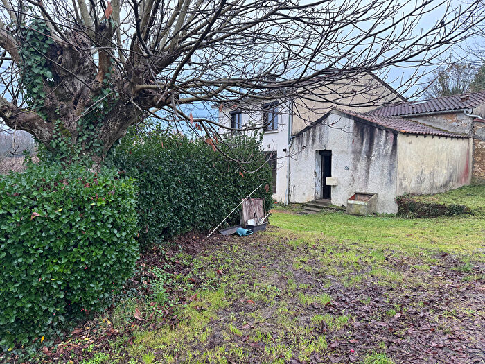 Maison à vendre - Bourg - 4 pièces - 3 chambres