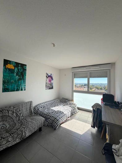 Est, Isle : Appartement 1 pièce à louer