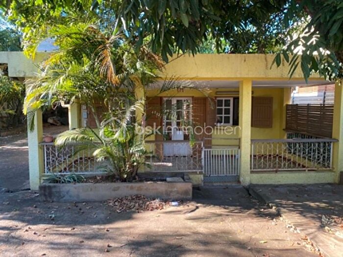 Saint-Pierre, LAsile, Bassin Plat, Bassin Martin : Maison 4 pièces à vendre