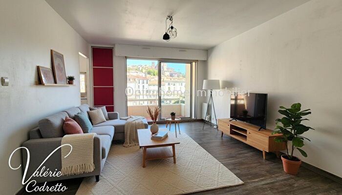 Appartement 1 pièce à Hyères, Centre-ville, à vendre