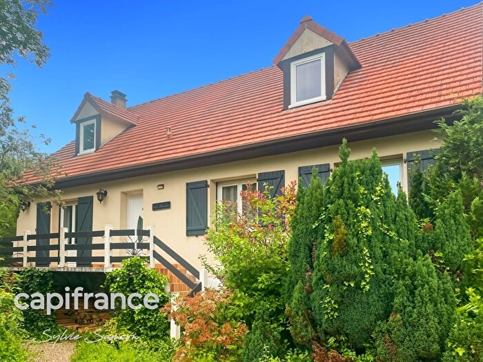 Maison 8 pièces à vendre à Moisson