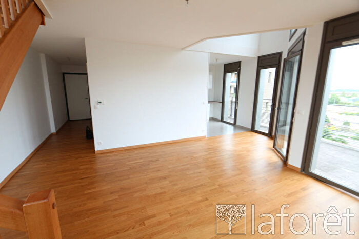 Nanterre, Chemin de l'île : Appartement 3 pièces à louer