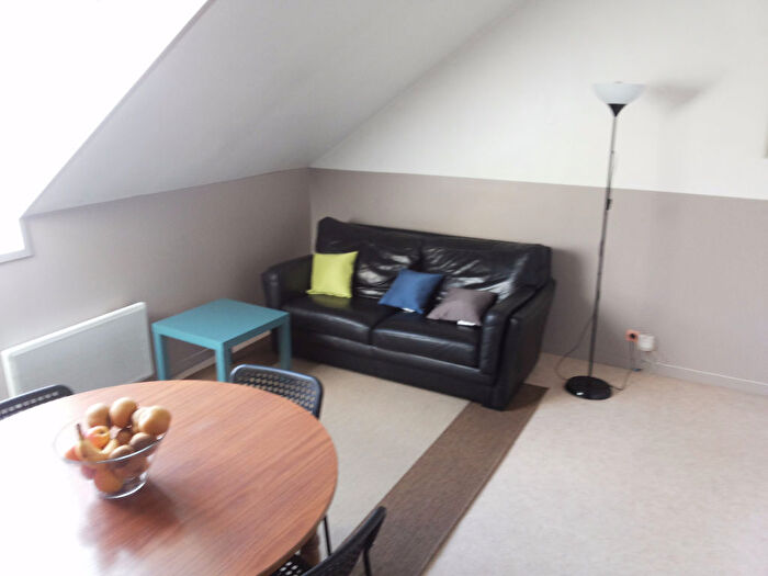 Appartement à louer - Cesson-Sévigné, Centre-ville, La Hublais, Beausoleil - 1 pièce - 1 chambre