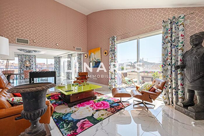 Marseille 6ème, Cours julien, Notre-Dame-des-Monts - Appartement 5 pièces à vendre